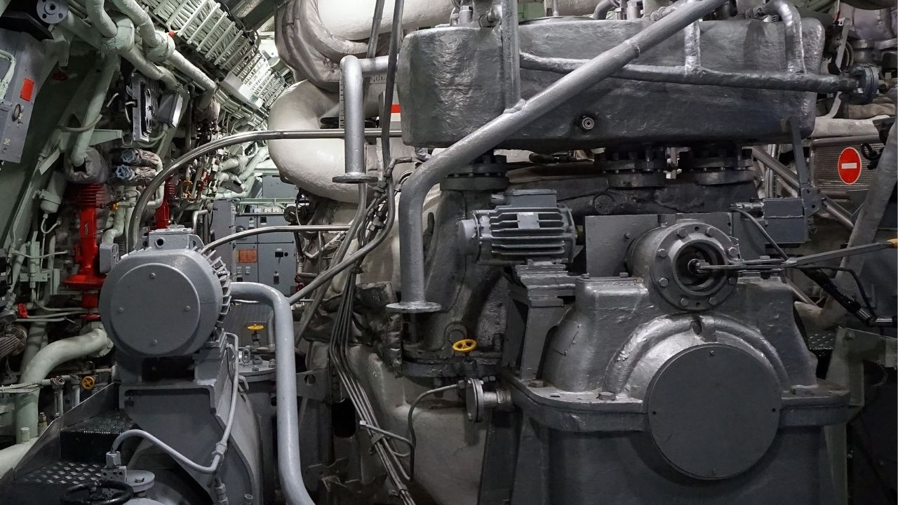 Maksimum Verimlilik için Bir Geminin Motorunun Bakımı Nasıl Yapılır?